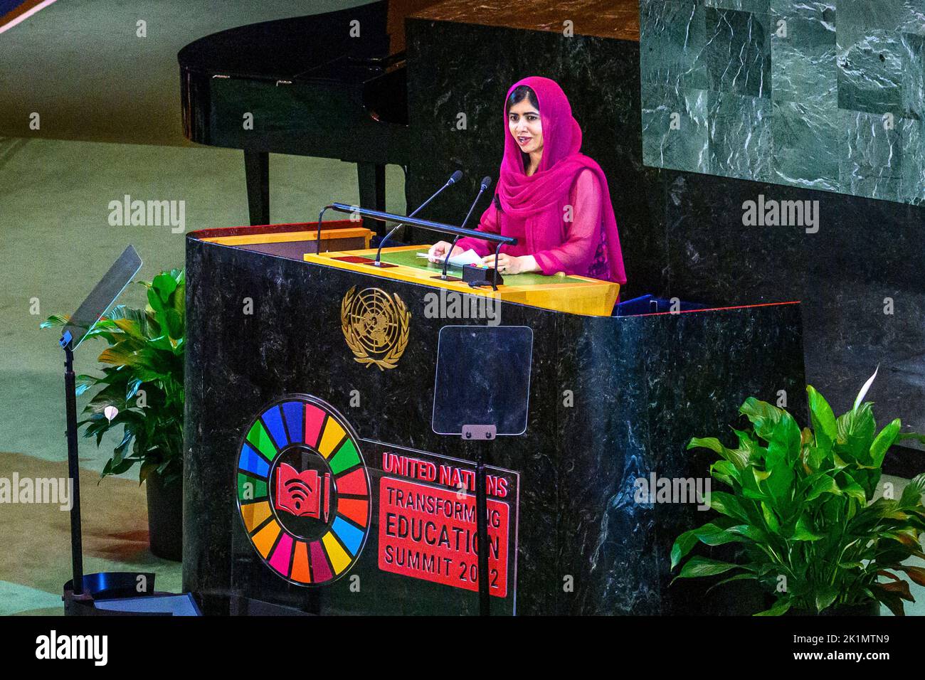 Malala activist hi-res stock photography and images - Alamy
