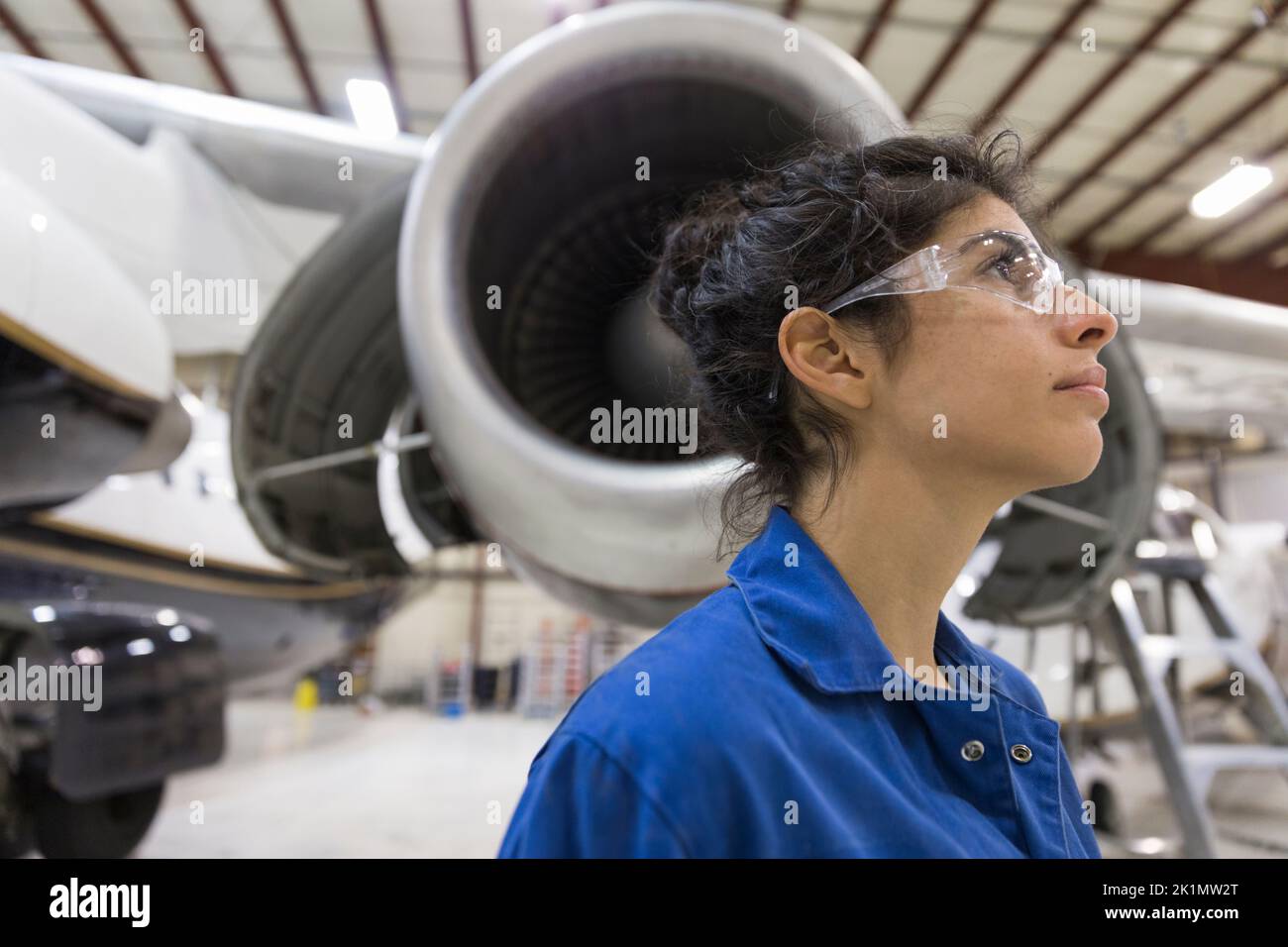 Airplane maintenance hi-res stock photography and images - Alamy
