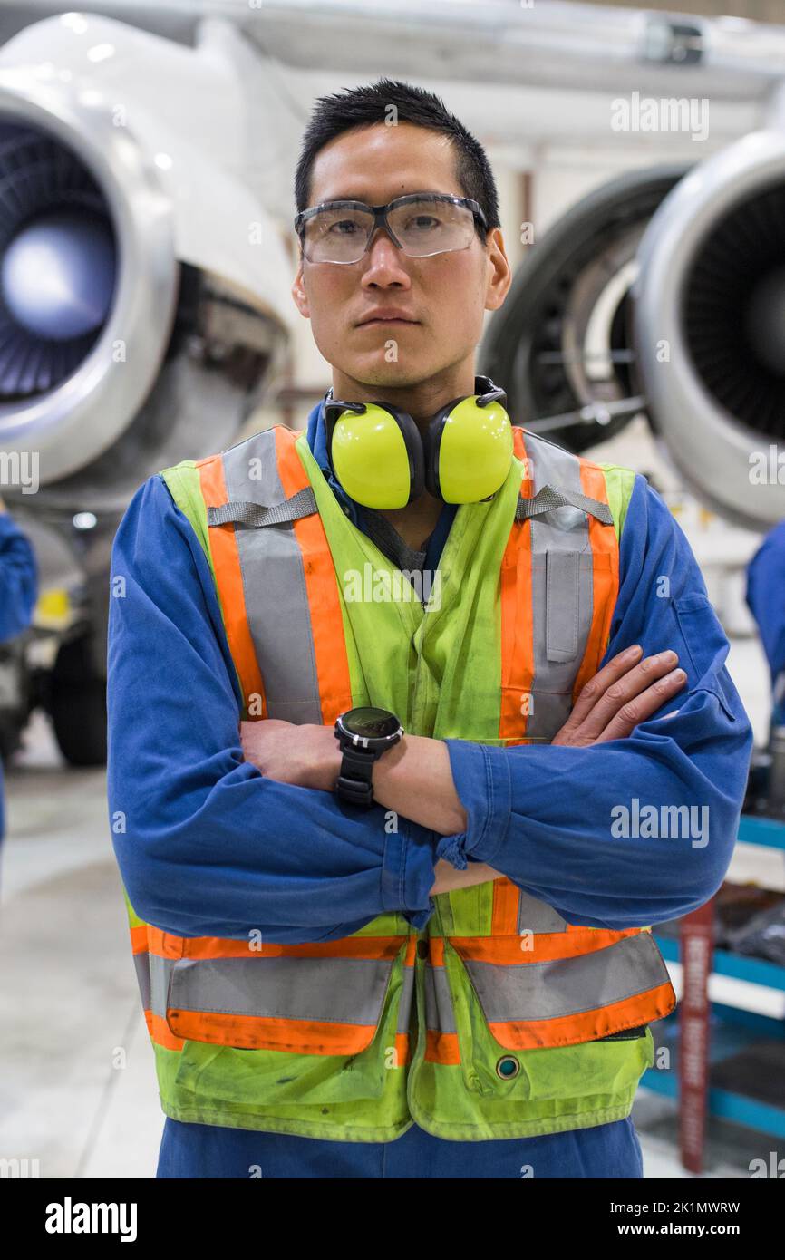 Ground arms hi-res stock photography and images - Alamy