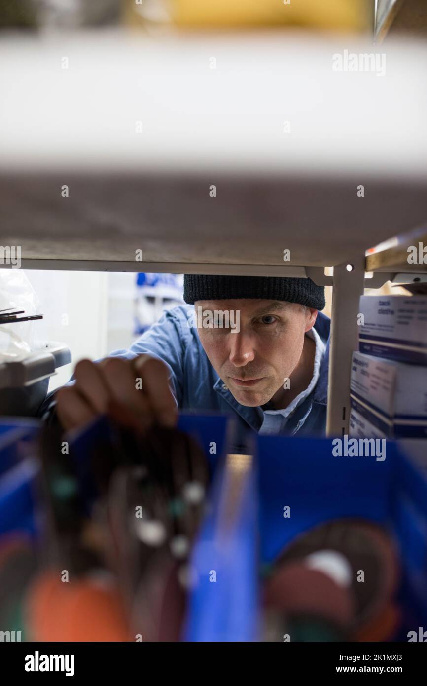 Mechanic part hi-res stock photography and images - Alamy