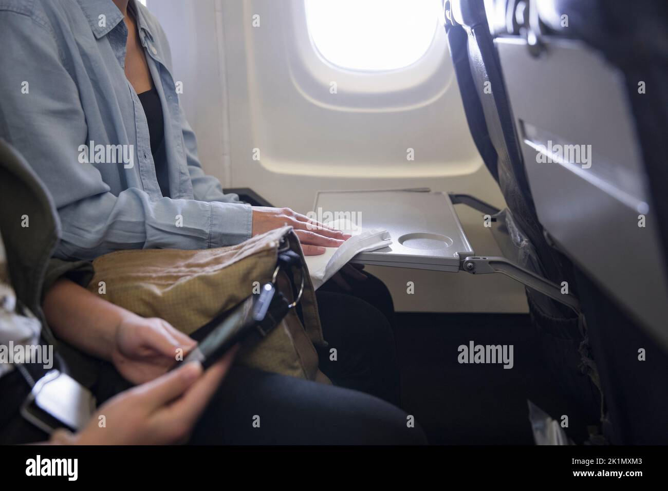 Tray table wipe hi-res stock photography and images - Alamy