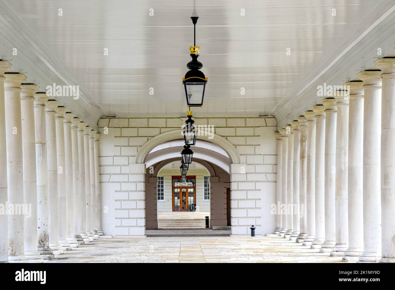 Pillars and posts hi-res stock photography and images - Alamy