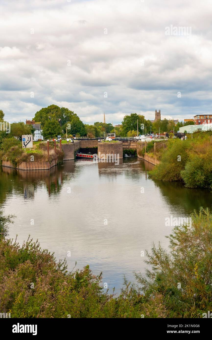 Diglis wier and lock hi-res stock photography and images - Alamy
