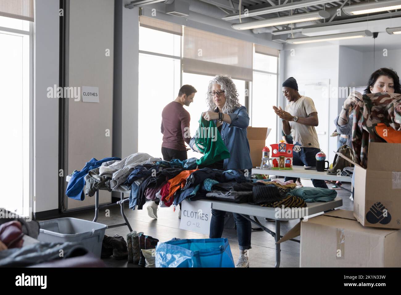 Clothing center hi-res stock photography and images - Alamy