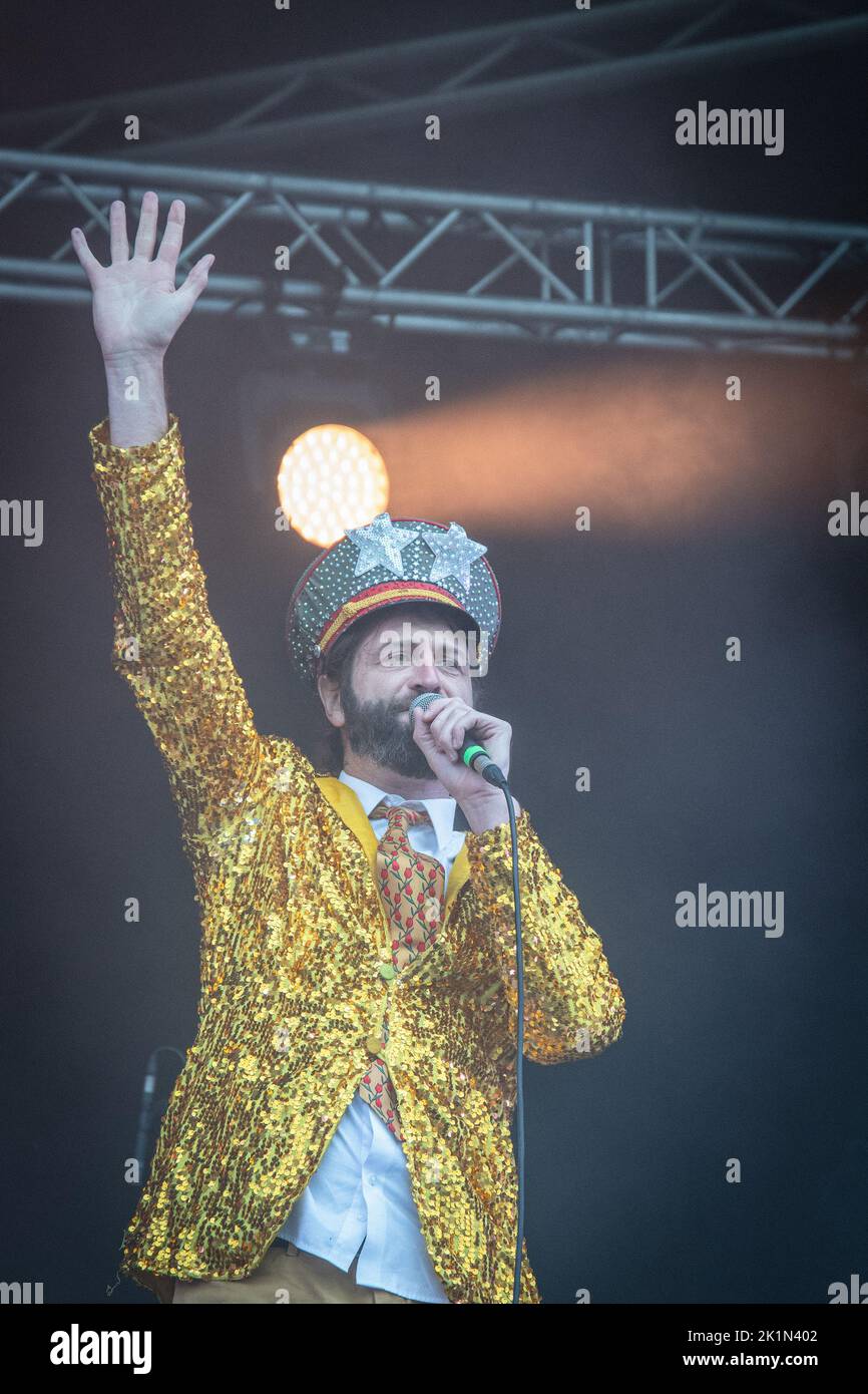 Colonel mustard hi-res stock photography and images - Alamy