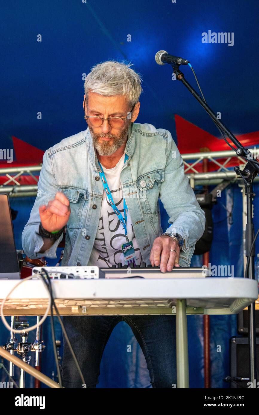 Mark zowie hi-res stock photography and images - Alamy