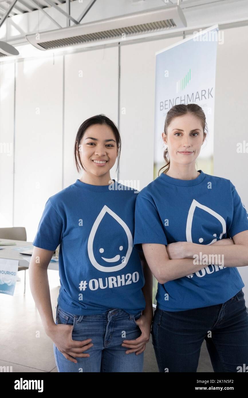 Environmentalists hi-res stock photography and images - Alamy