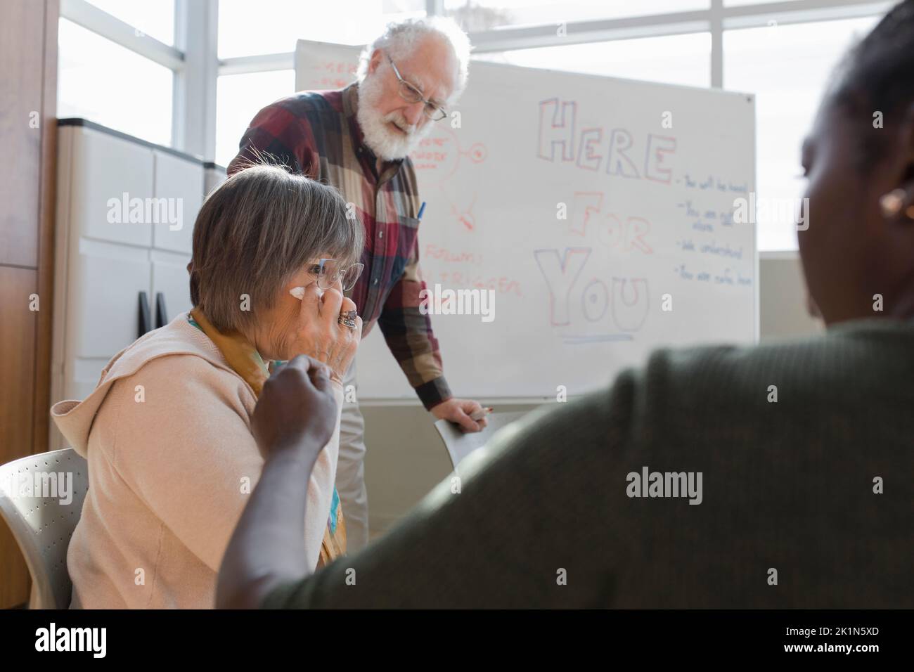 Woman community group people hi-res stock photography and images - Alamy