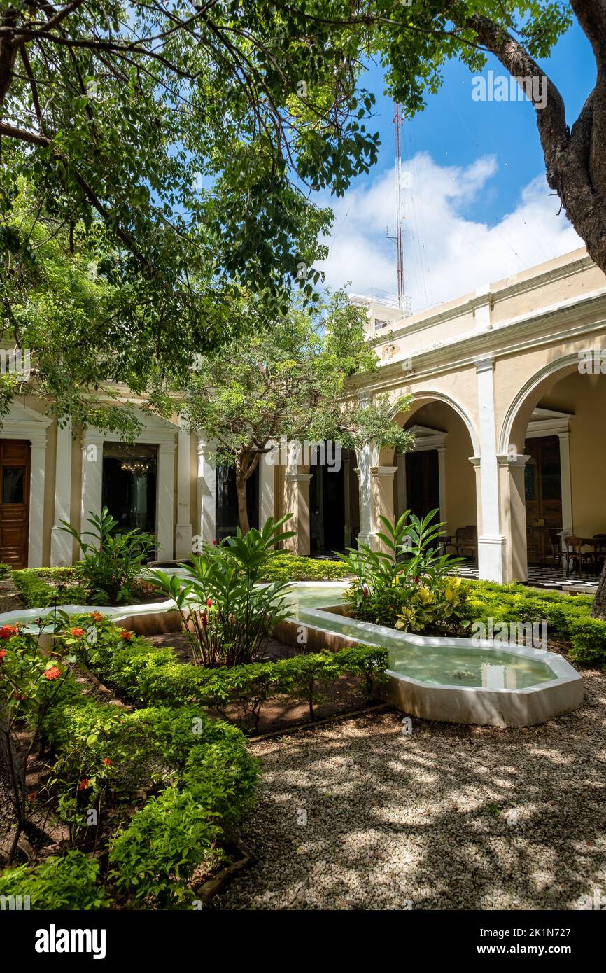 Casa Montejo in Merida, home of the conquistador of Yucatan, Francisco ...