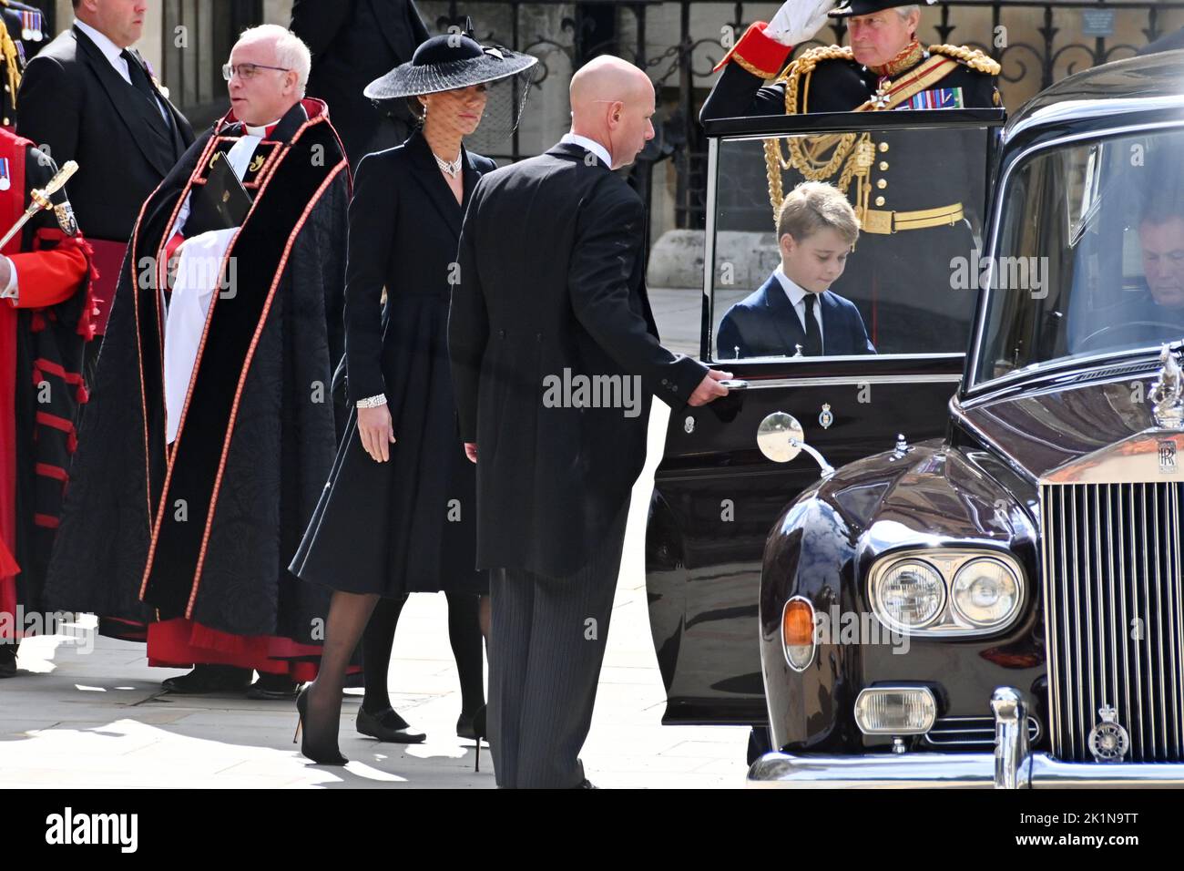 Queen elizabeth mourning king george hi-res stock photography and ...