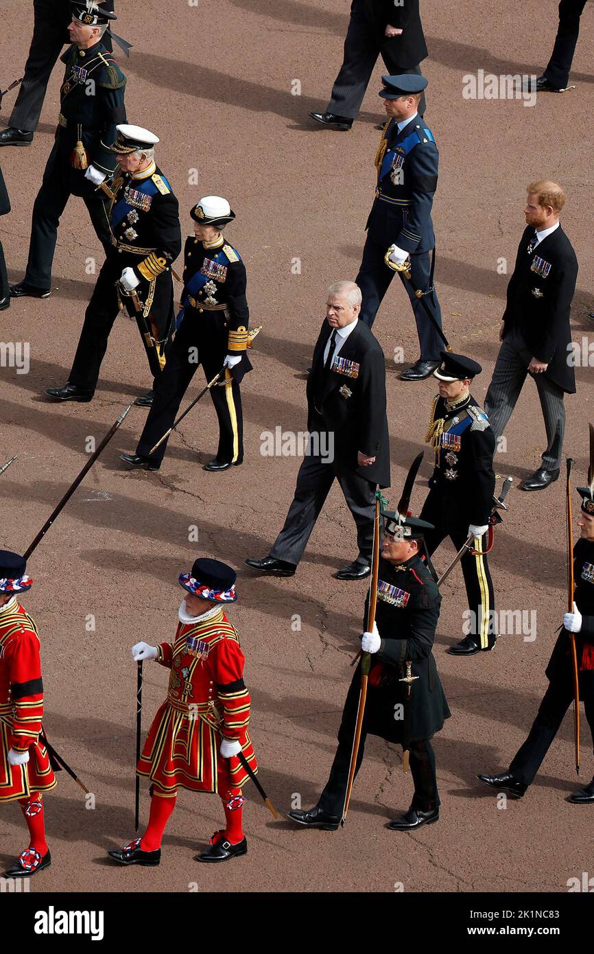 Queen victoria cortege london hi-res stock photography and images - Alamy