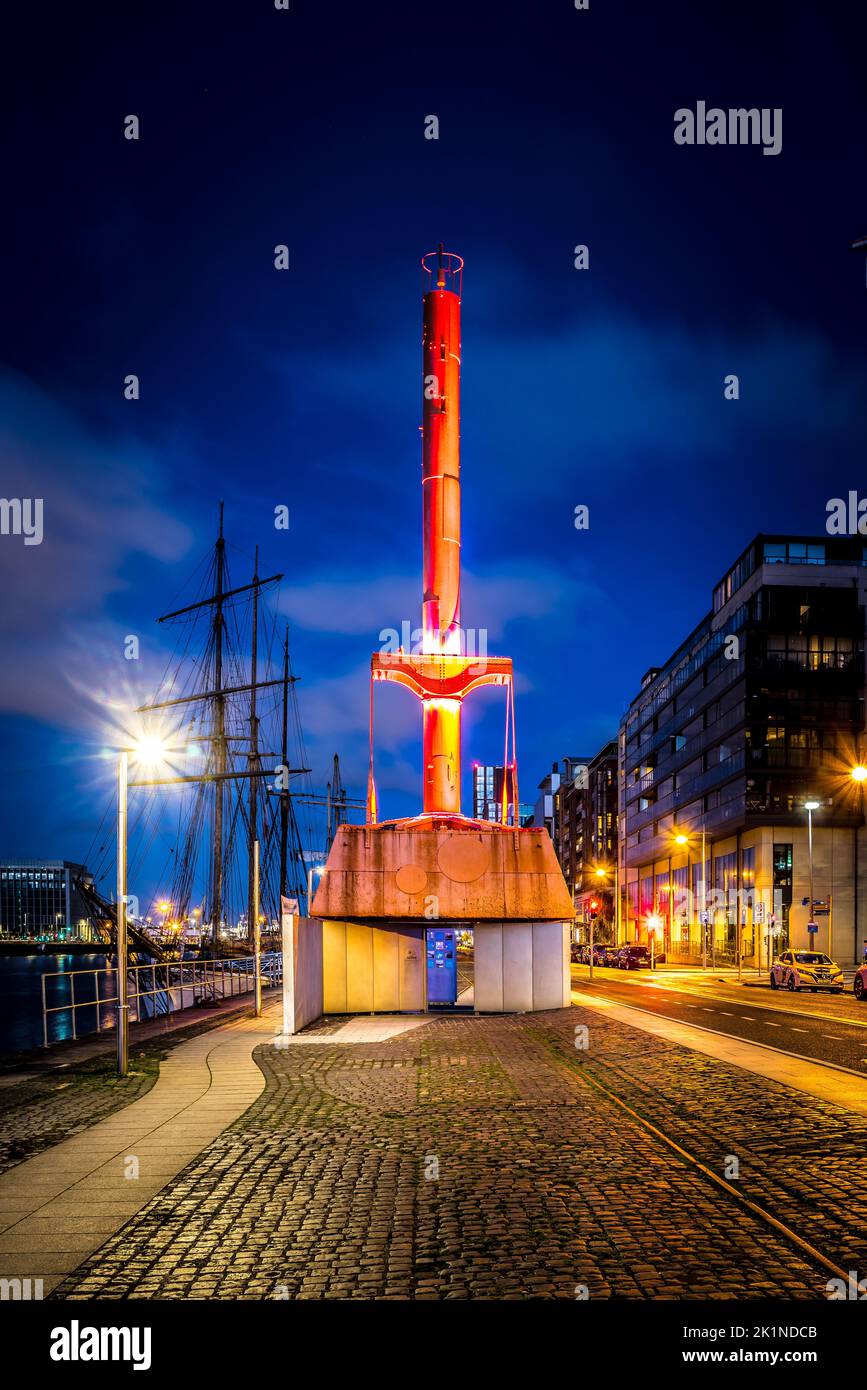 Diving bell dublin hi-res stock photography and images - Alamy