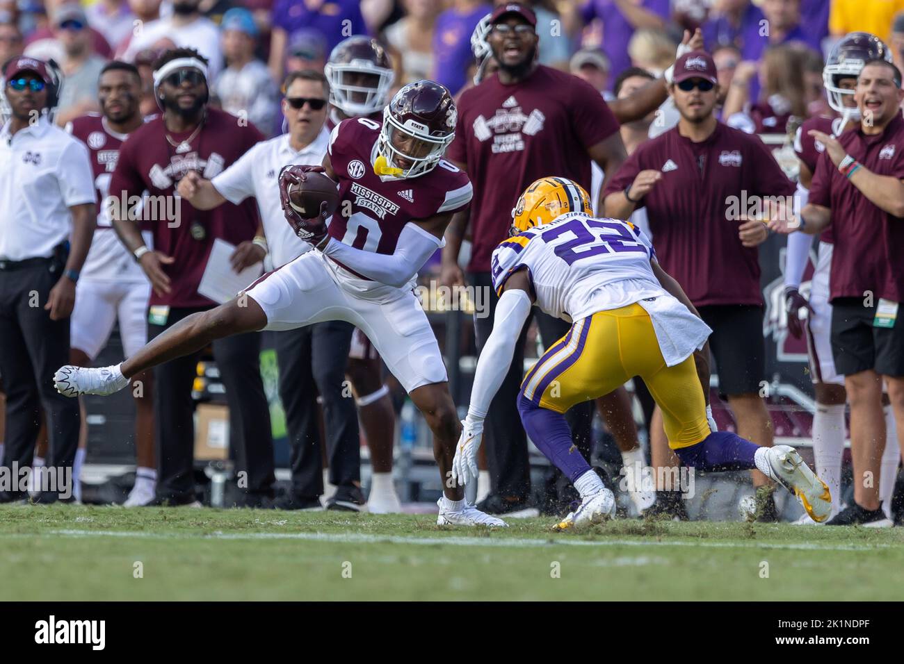 Mississippi State Bulldogs wide receiver Rara Thomas (0) makes a catch ...