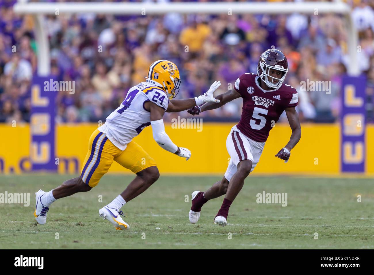 Mississippi State Bulldogs wide receiver Lideatrick Griffin (5) runs a ...