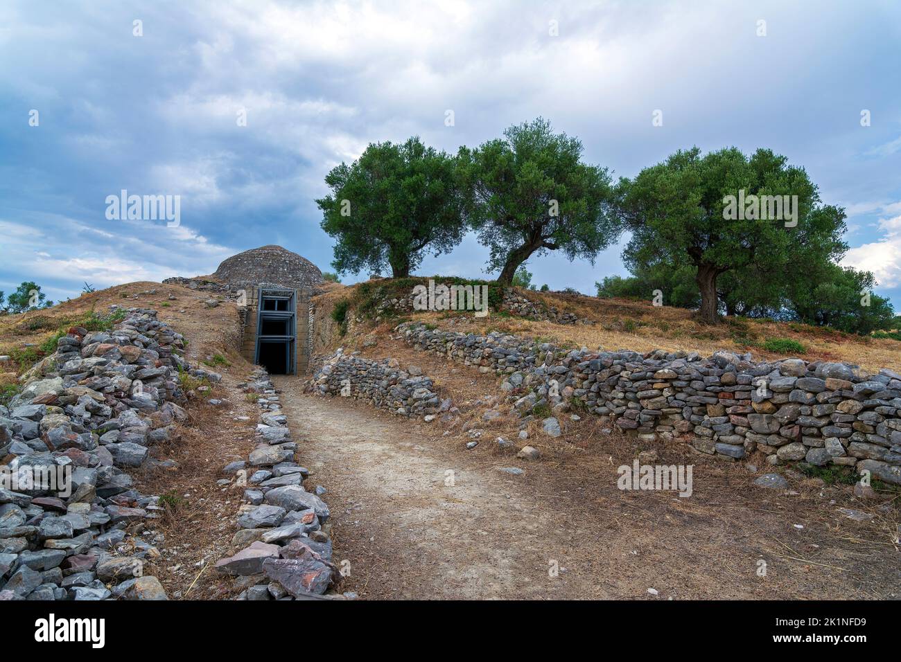 A Mycenaean age grave at the archaeological site of Peristeria in ...