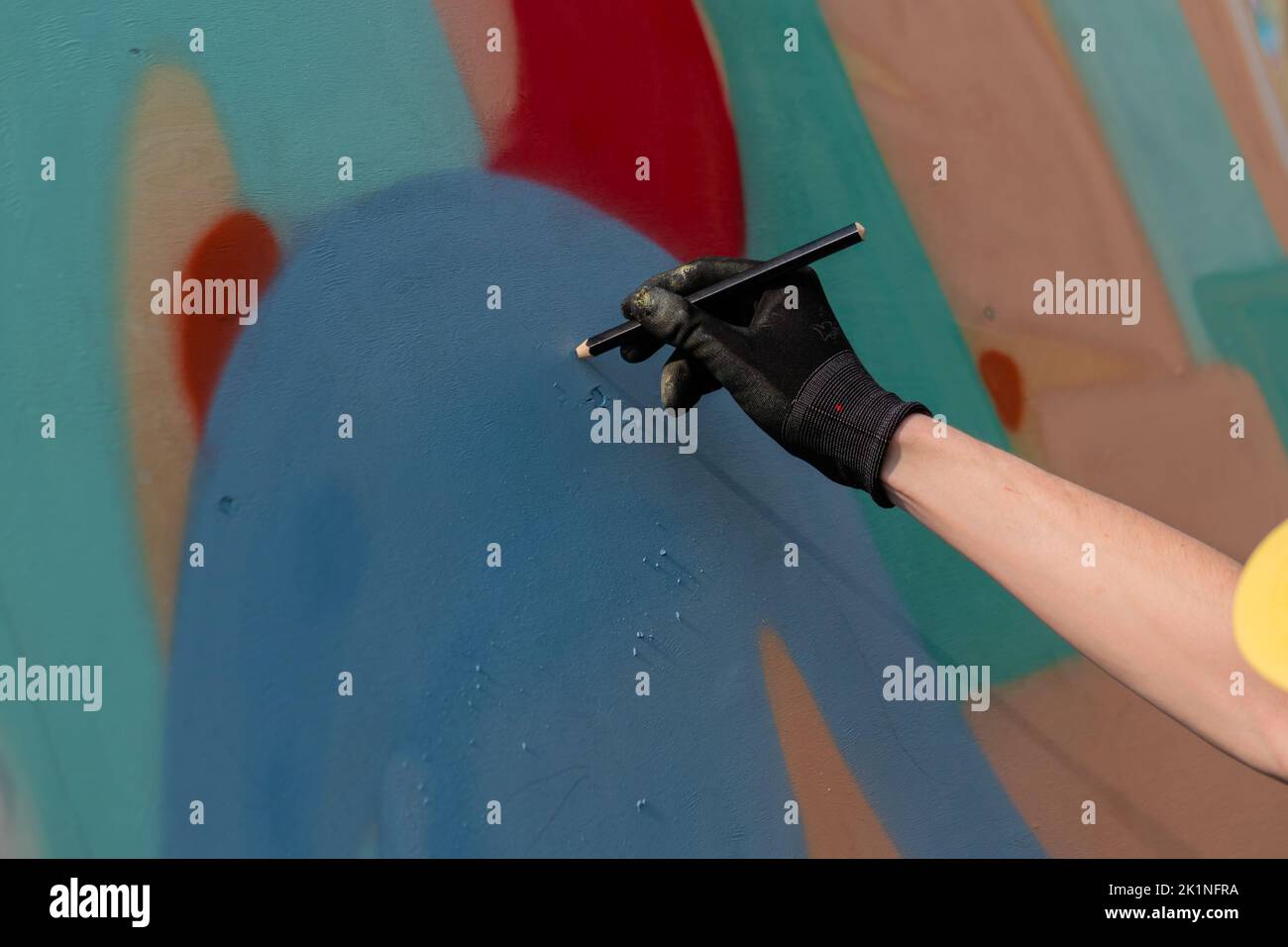 Pencil graffiti hi-res stock photography and images - Alamy