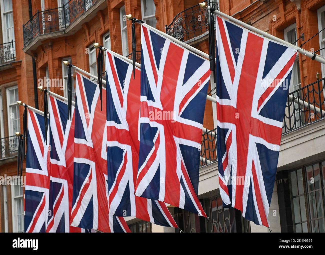 Farewell ceremony for Queen Elizabeth II at the Palace of Westminster ...