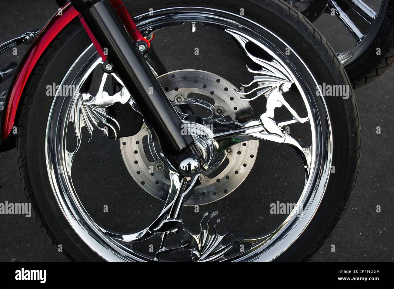 Details of some Beautiful Custom Harley-Davidson Motorcycles (2 Stock ...