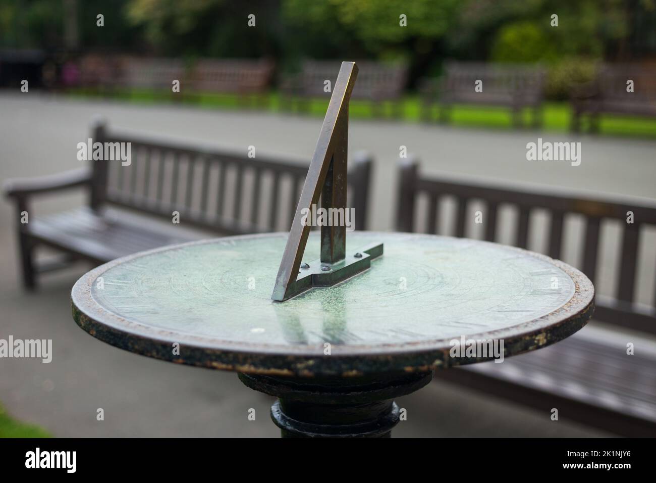 Sun dial park hi-res stock photography and images - Alamy