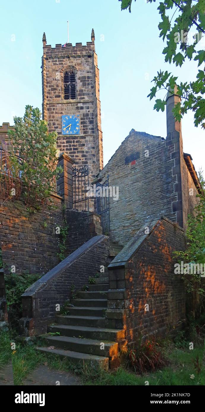 Village of mottram in longdendale hi-res stock photography and images ...