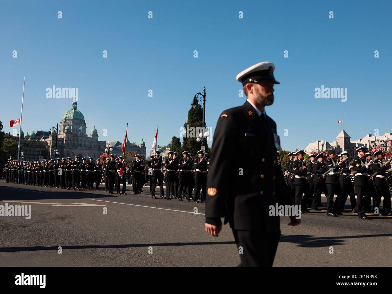 The Royal Guard of Honour lead the ceremonial procession and provincial ...