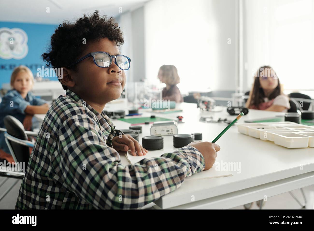 African boy class note hi-res stock photography and images - Alamy