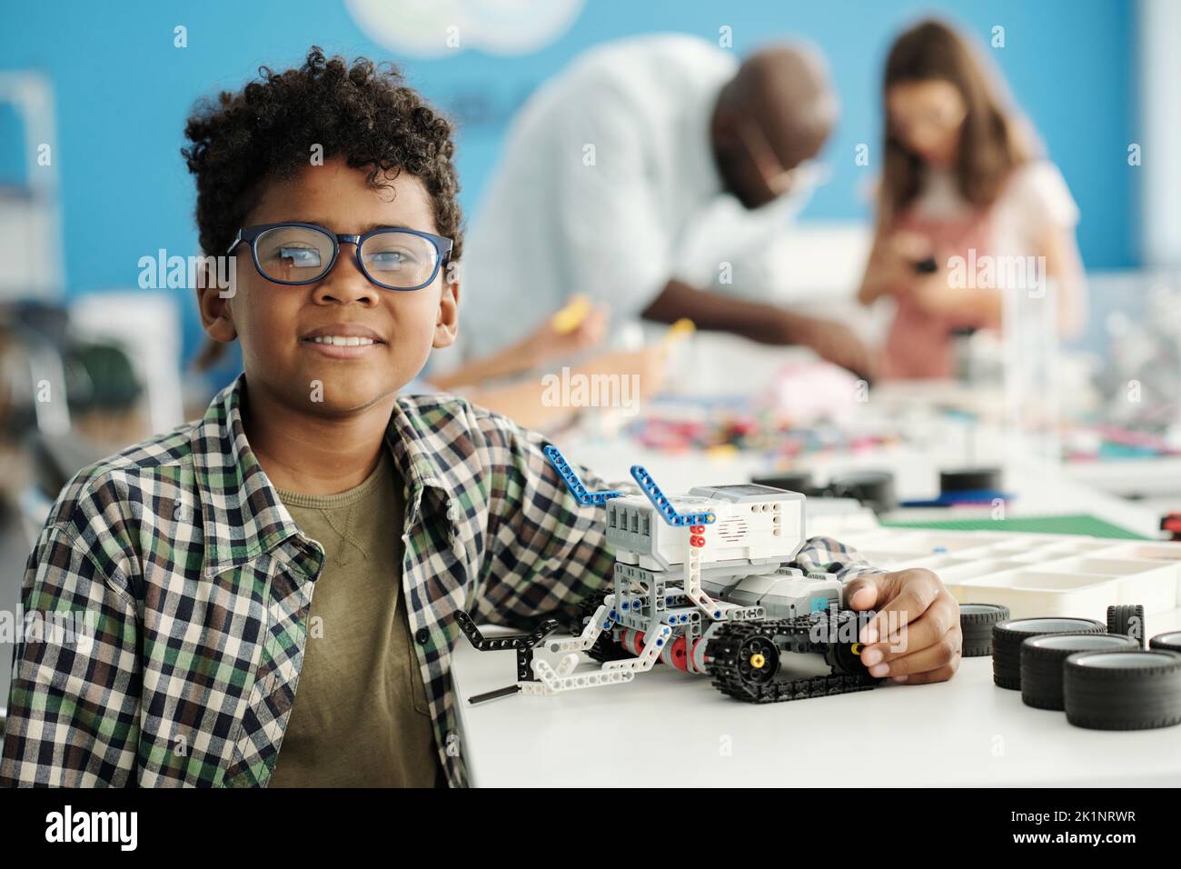Self made robot hi-res stock photography and images - Alamy