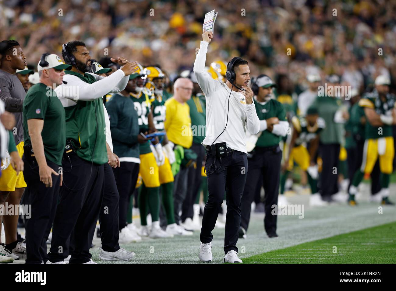Lambeau field fans hi-res stock photography and images - Alamy