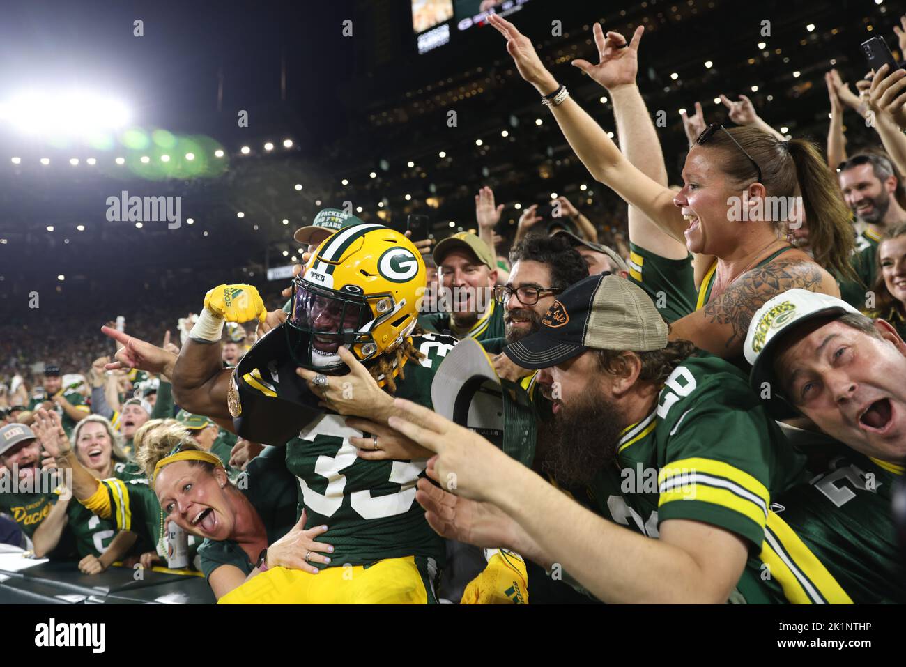Jordy Nelson Lambeau Leap