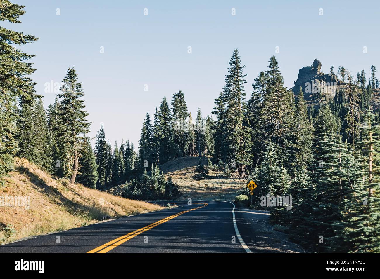 Windy road through mountains hi-res stock photography and images - Alamy