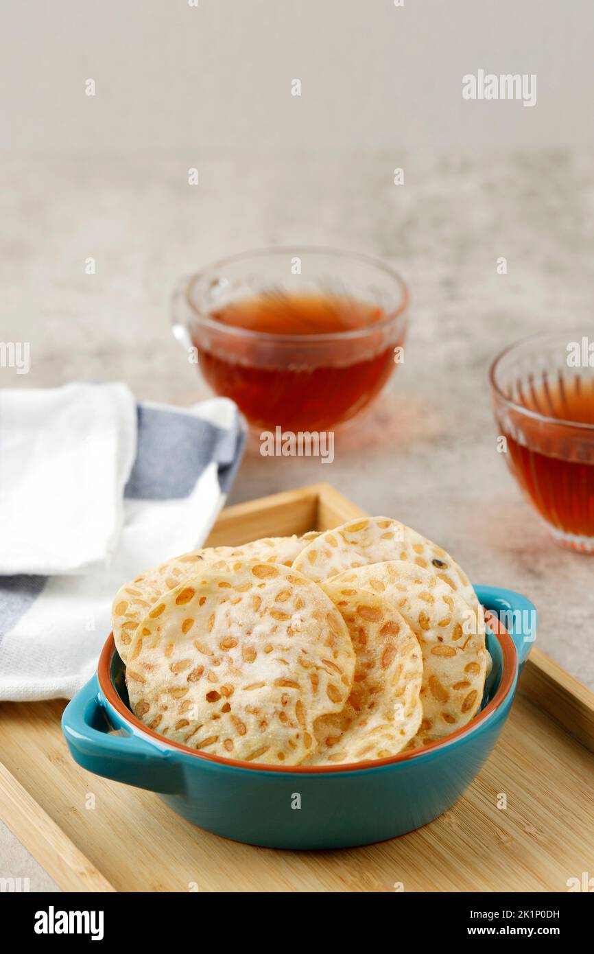 Tempeh Chips or Keripik Tempe. Crispy Thin Sliced Tempe Seasoned with ...