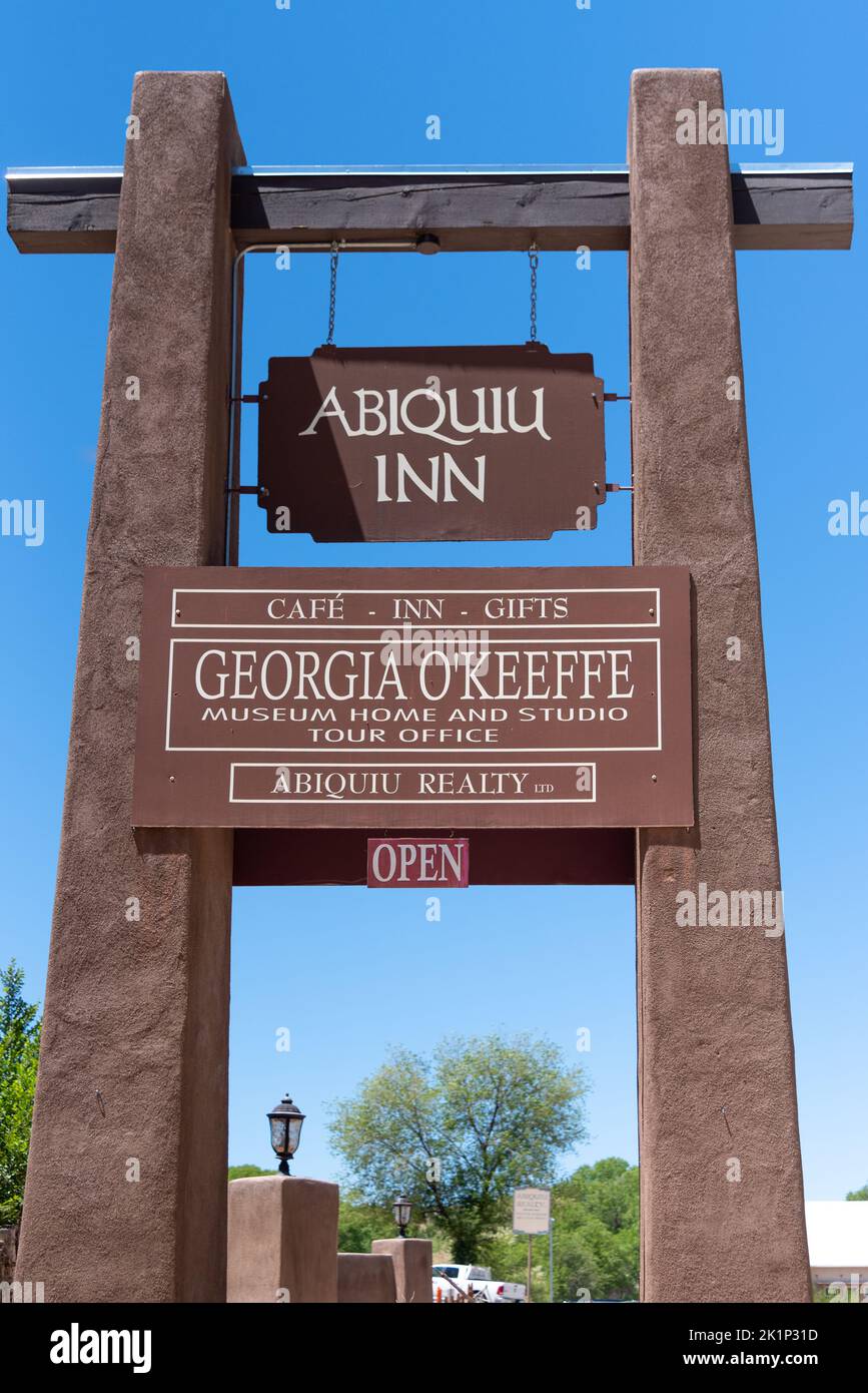 Georgia okeeffe museum abiquiu hi-res stock photography and images - Alamy