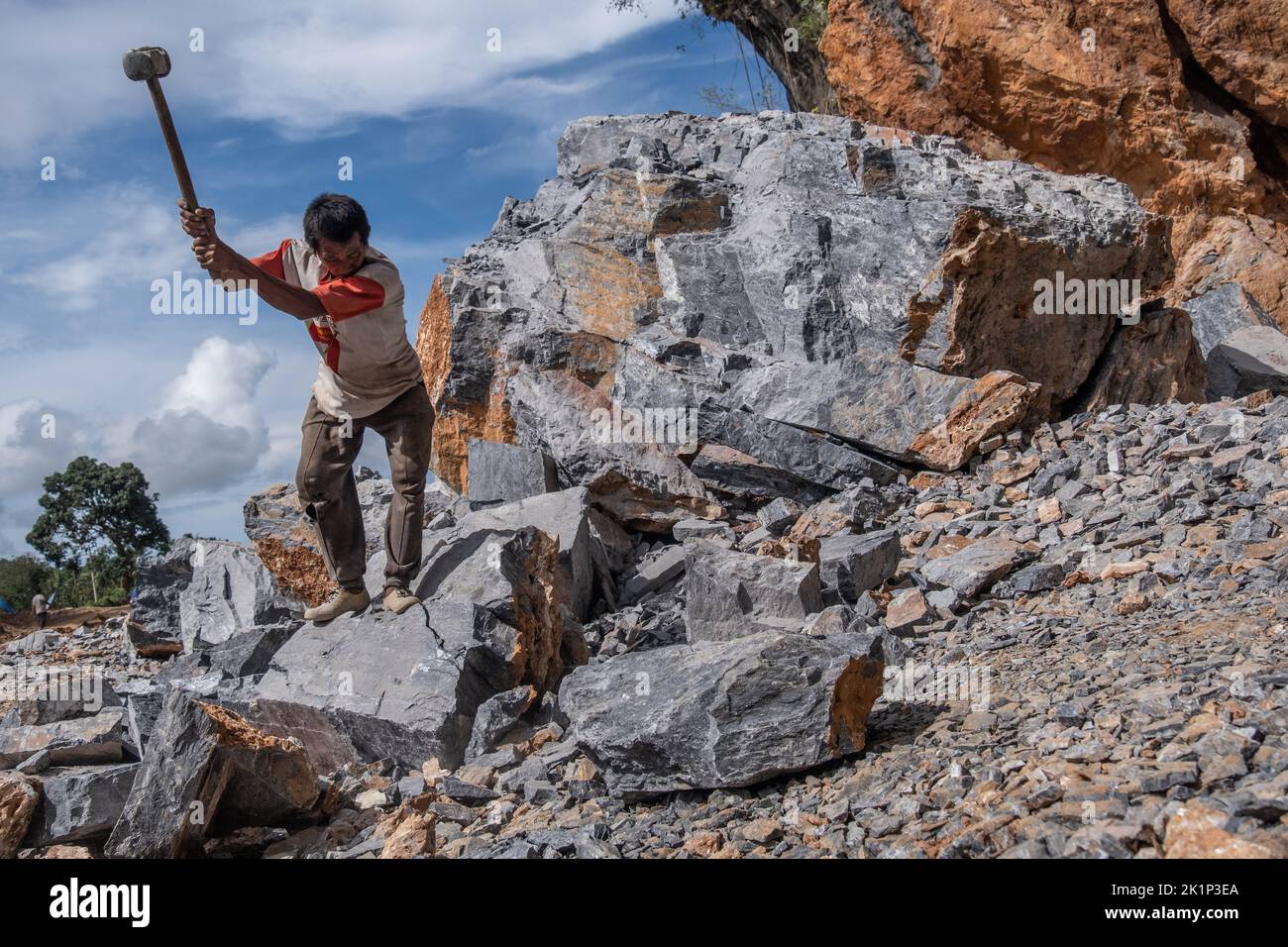 Sanggula village hi-res stock photography and images - Alamy
