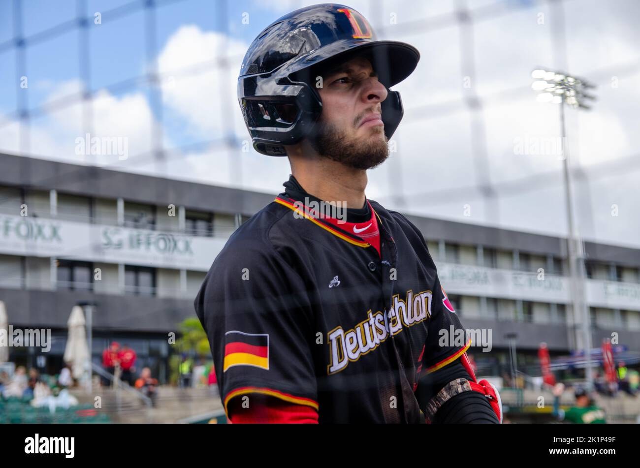 Scowls hi-res stock photography and images - Alamy