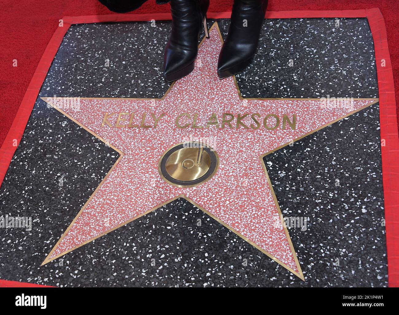 Hollywood, USA. 19th Sep, 2022. Kelly Clarkson's Hollywood Walk of Fame ...