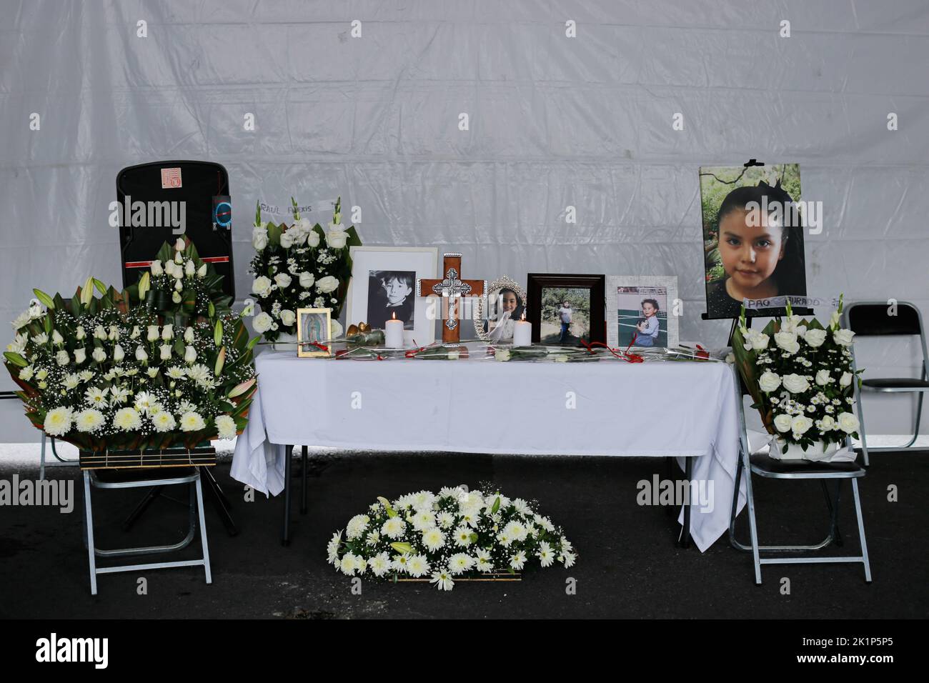 View of the altar of the deceased children in the Rebsamen School ...