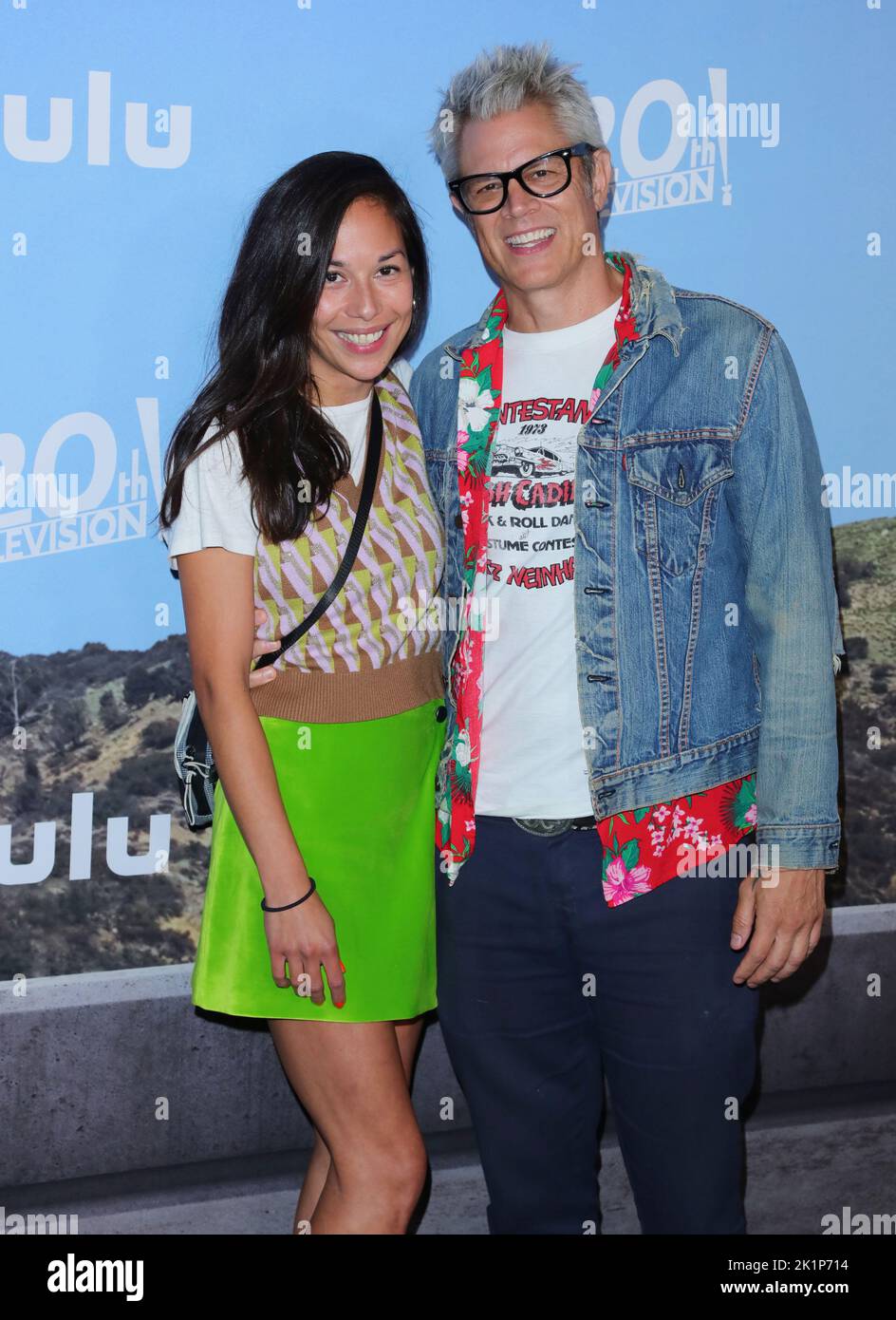 Naomi Nelson, Johnny Knoxville arrives at Hulus Original Series REBOOT ...