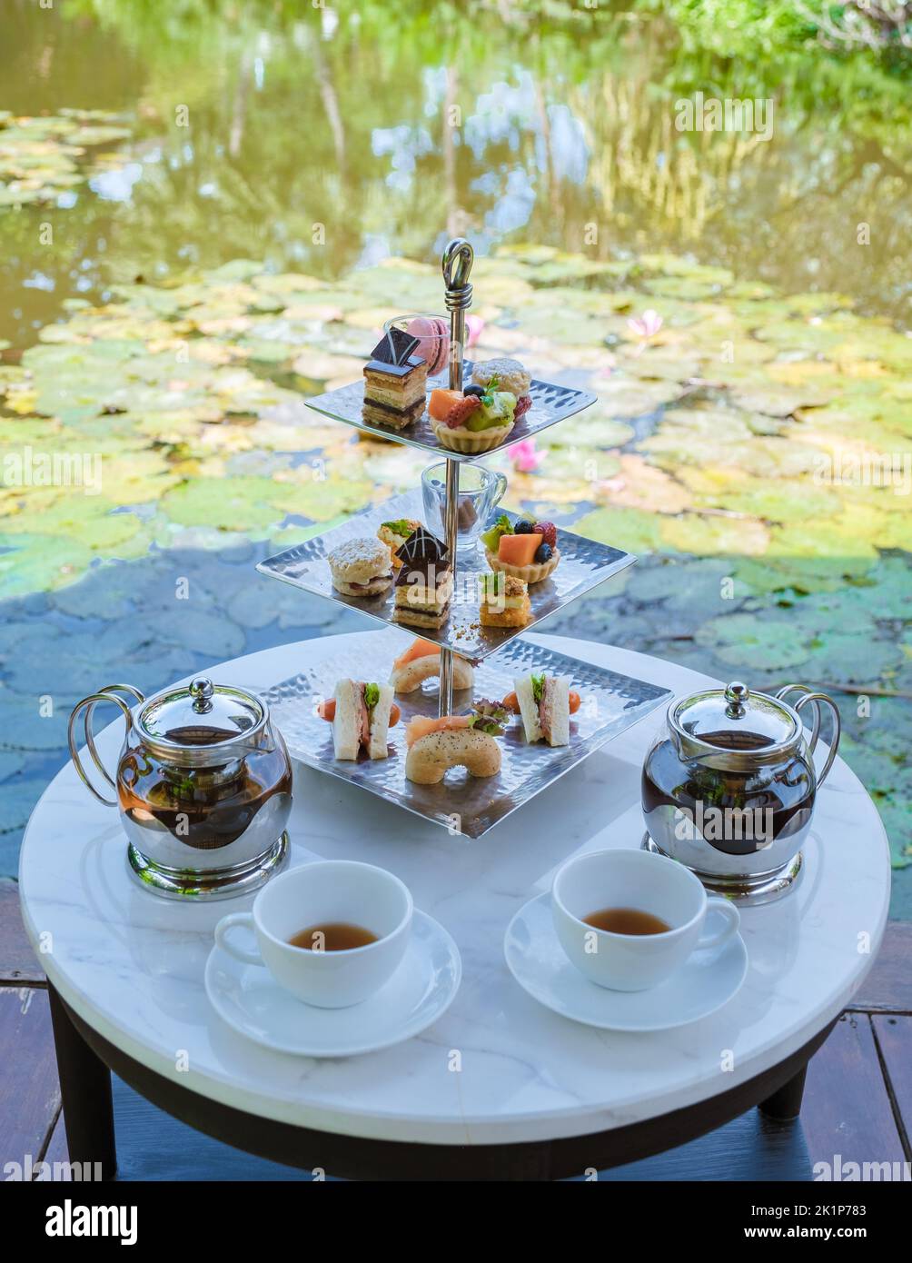Afternoon tea party in garden hi-res stock photography and images - Alamy