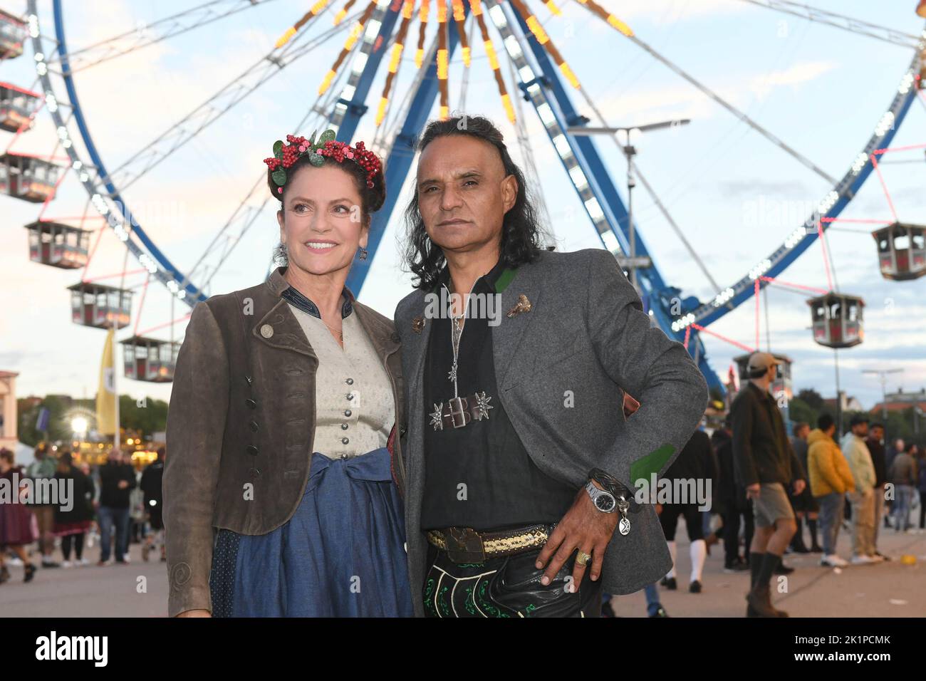 Munich, Germany. 19th Sep, 2022. Actress Christine Neubauer and José ...
