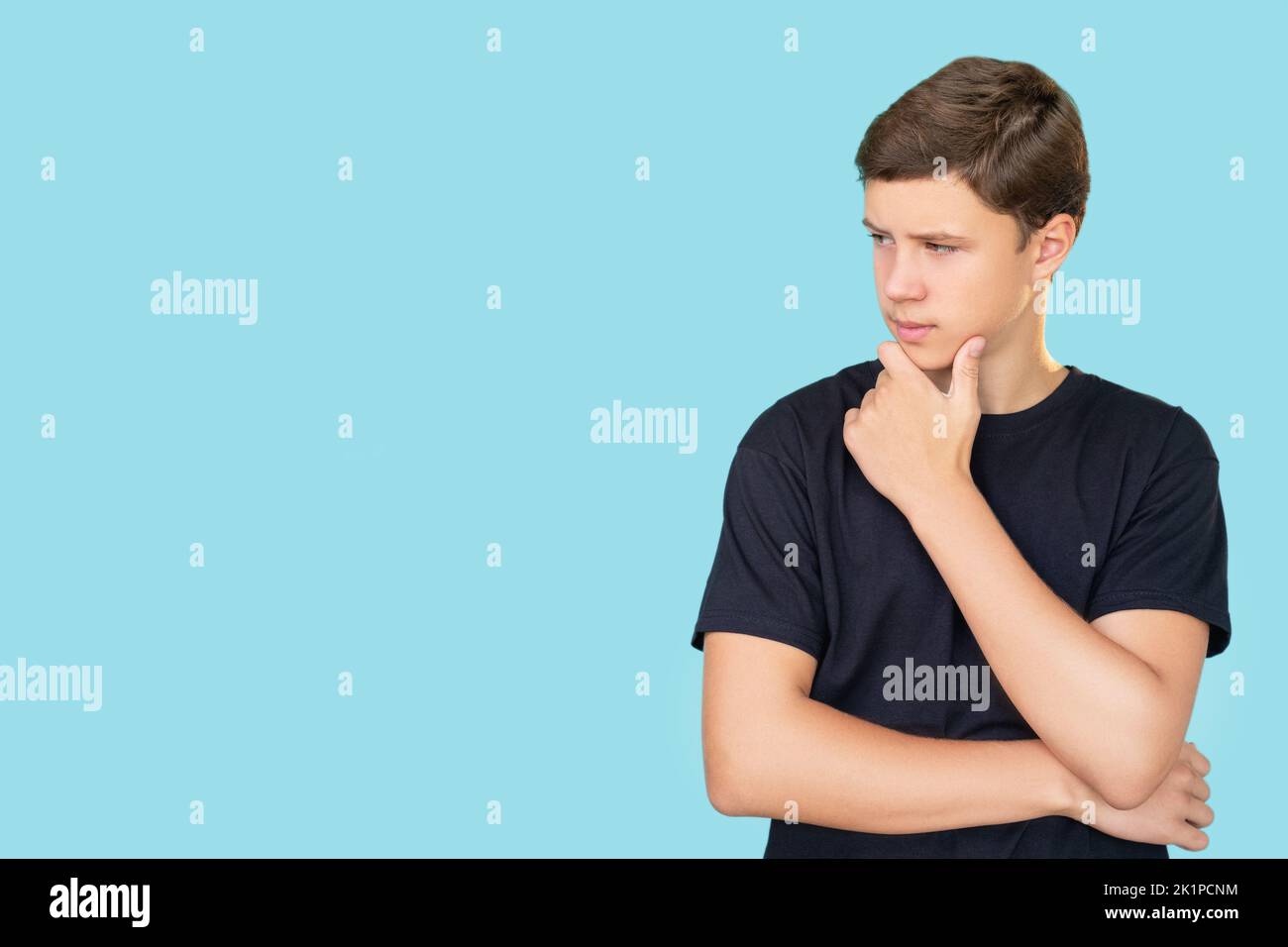 Confused teen boy hi-res stock photography and images - Alamy