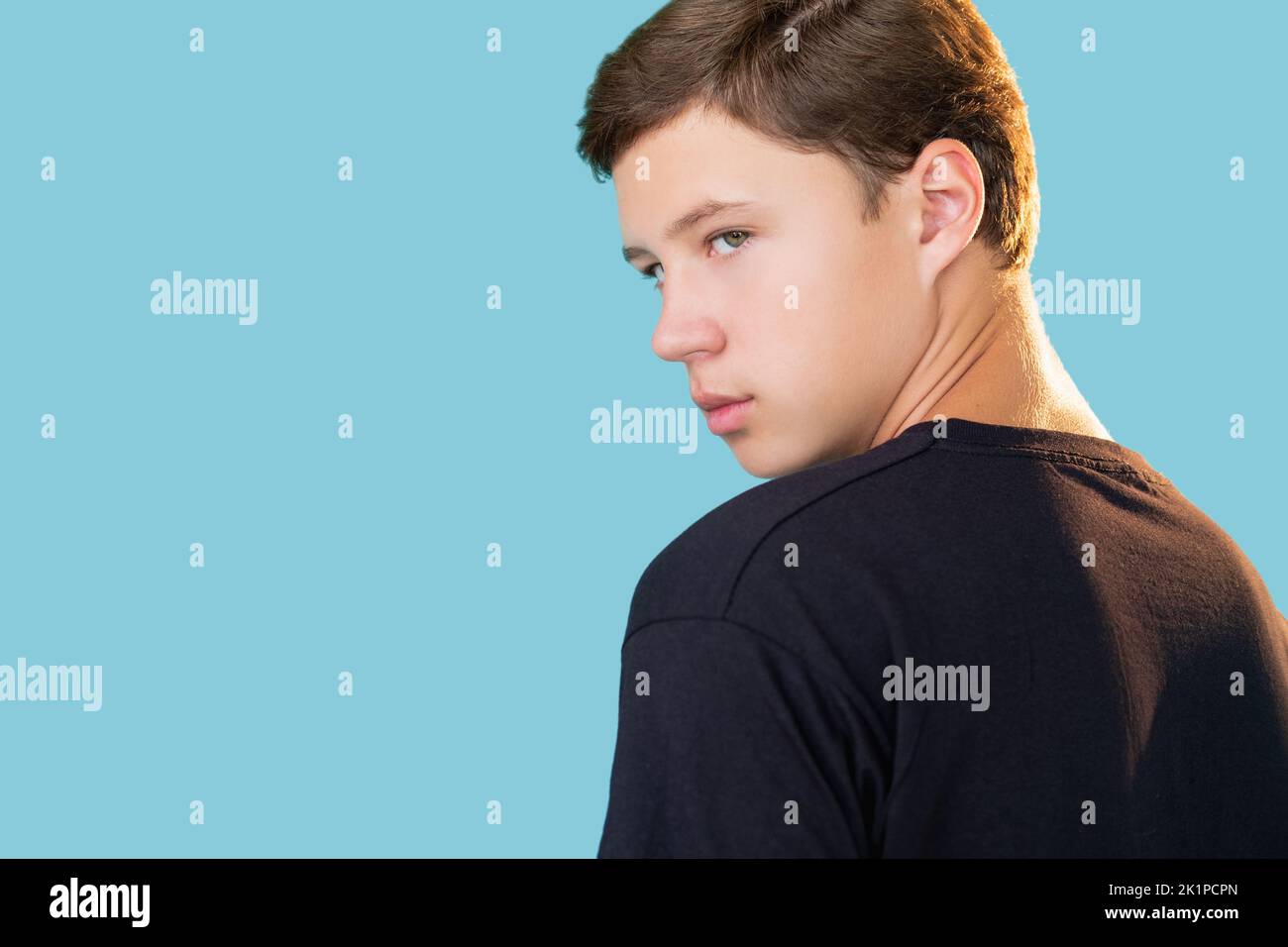 Judging people insecure hi-res stock photography and images - Alamy