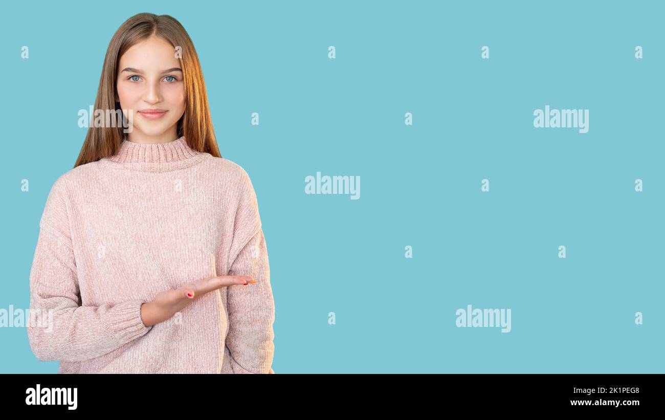 Pretty girl portrait. Promotional background. Sale discount. Cheerful ...