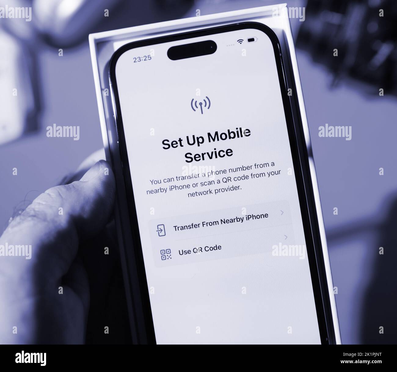 Set up mobile service hi-res stock photography and images - Alamy