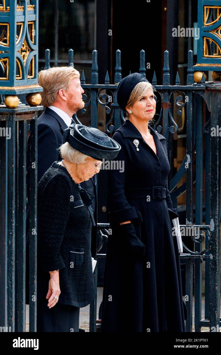 LONDON - King Willem-Alexander, Queen Maxima and Princess Beatrix of The Netherlands at the ...