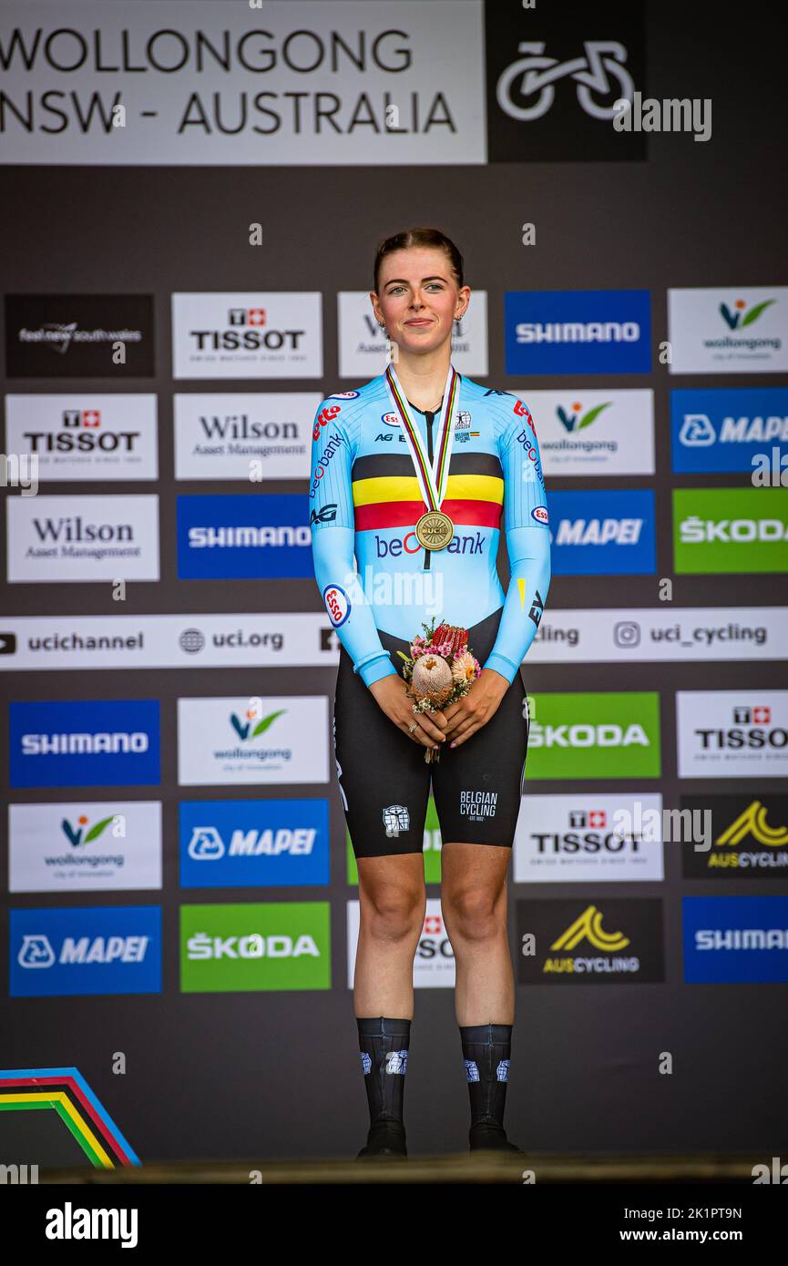 1 general notes formate award ceremony medal ceremony podium hi-res ...