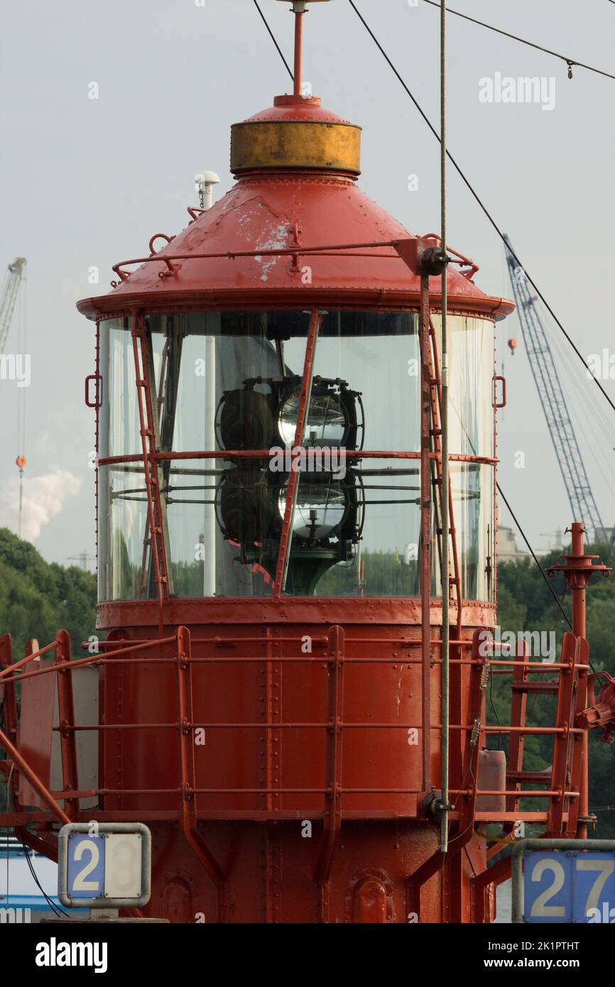 Ship signal light hi-res stock photography and images - Alamy