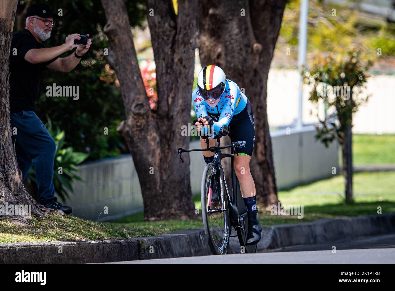 1 general notes general notes cyclisme hi-res stock photography and ...