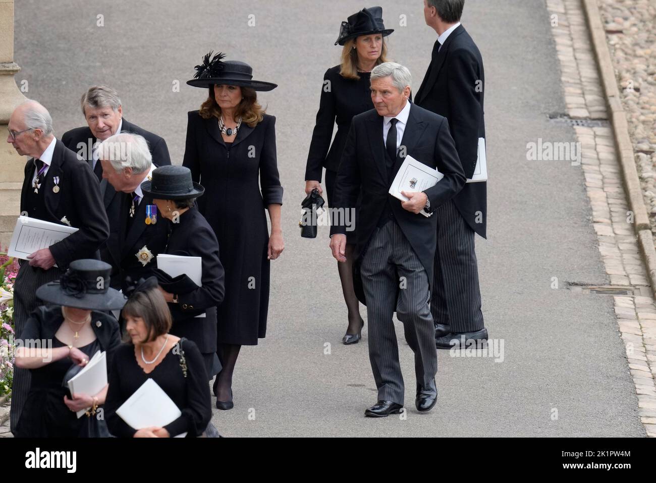 Queen elizabeth funeral carol middleton hi-res stock photography and ...