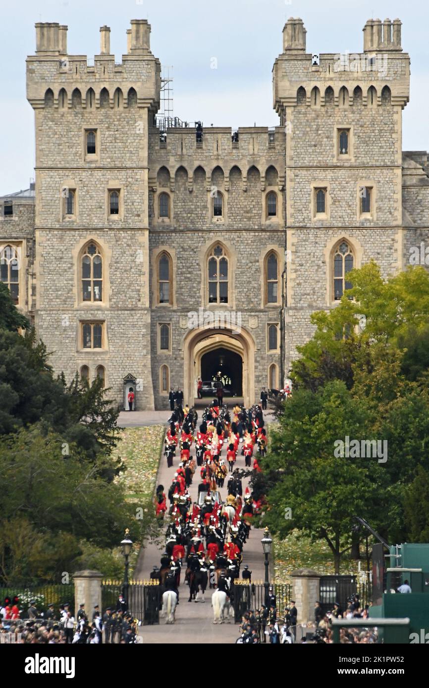The State Hearse carrying the coffin of Queen Elizabeth II is driven in ...