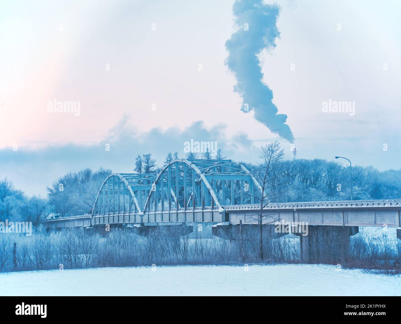 Midwinter river hi-res stock photography and images - Alamy